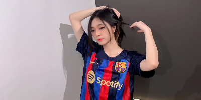 Daftar konten hasil karya Angie Tania - Trakteer.id