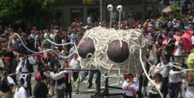 Apa itu FSM? Mengenal Flying Spaghetti Monster - Trakteer.id